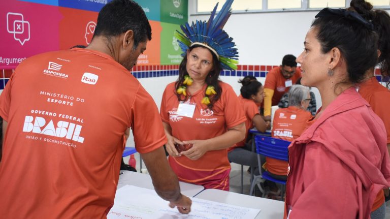 Raízes em Movimento | Empodera